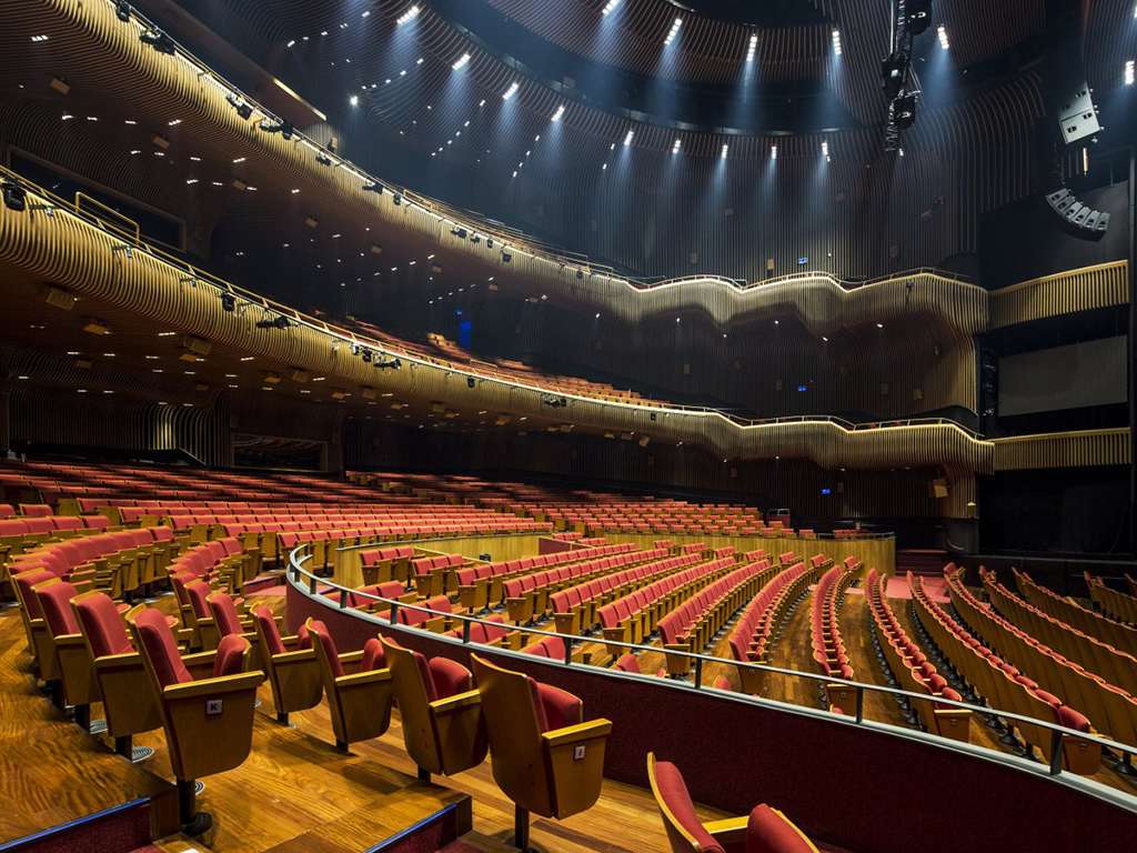 Zorlu PSM Turkcell Sahnesi - Deda Opera ve Sahne Sistemleri